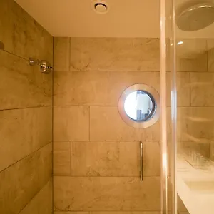 " Hotel Neptun Rostock in Rostock | hotelmithund.com"